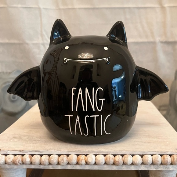 Rae Dunn | Holiday | Rae Dunn Fang Tastic Bat Decor | Poshmark